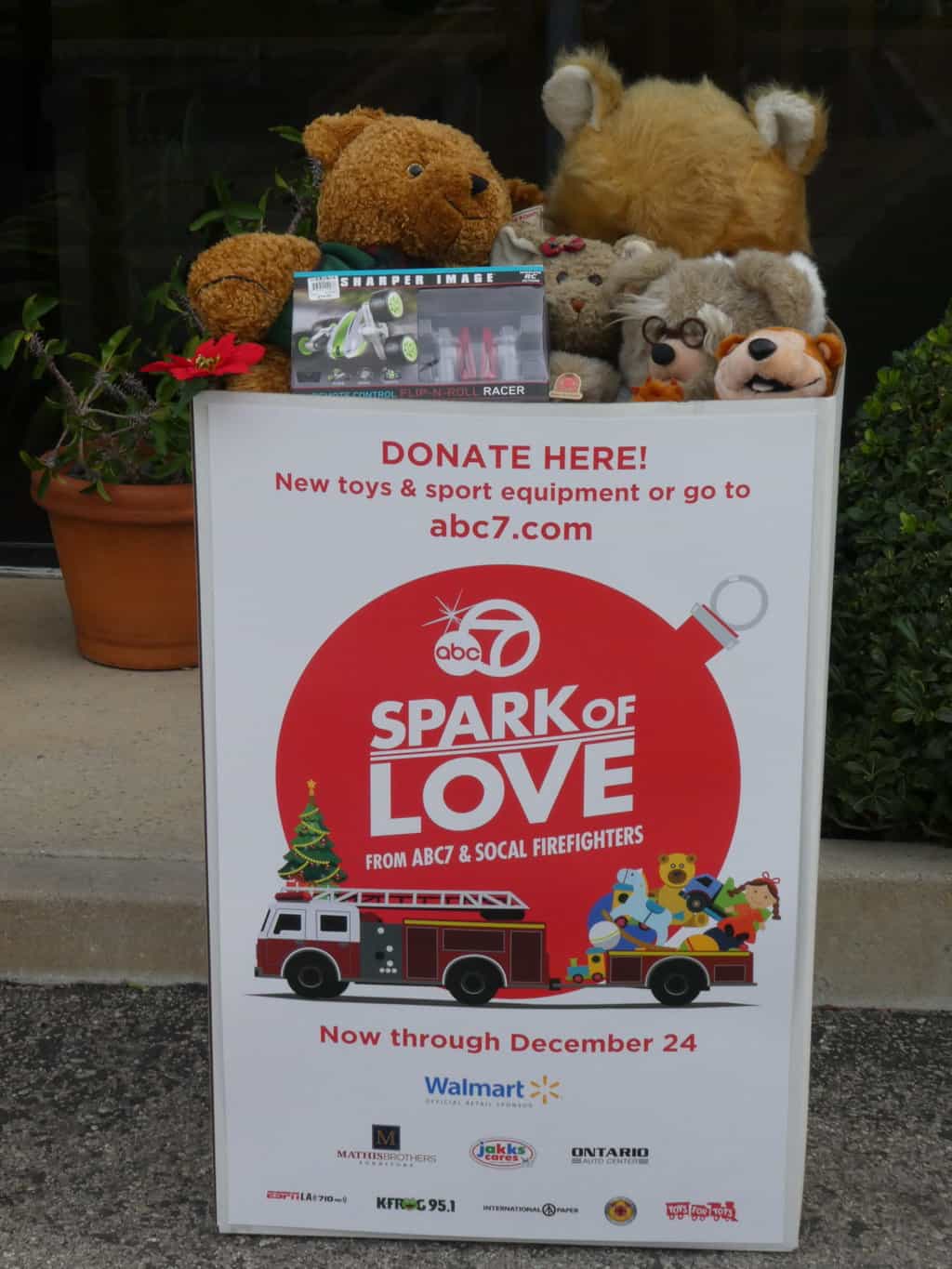 Culver City Fire Dept. Supports ‘Spark of Love’ Toy Drive – Culver City ...